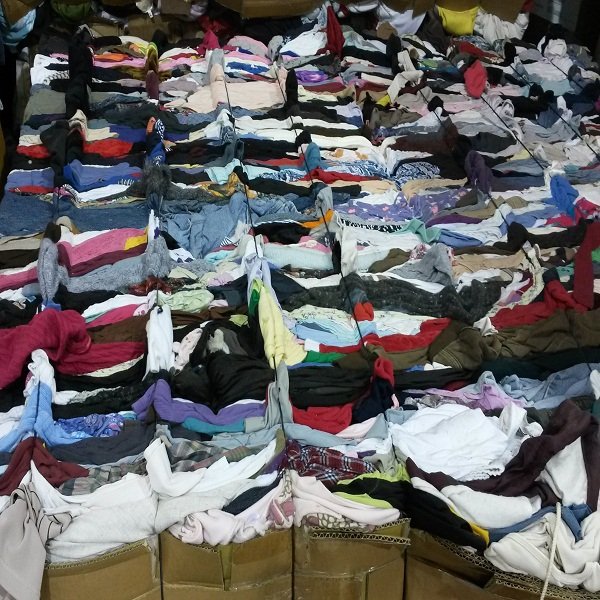 Venta > venta de ropa usada por mayor > en stock