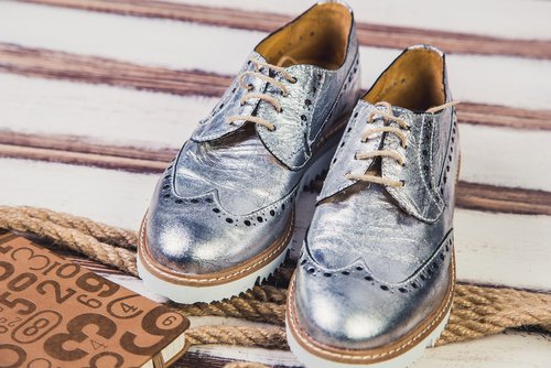 What You Need to Know About Purchasing A New Pair of Vintage Shoes ...