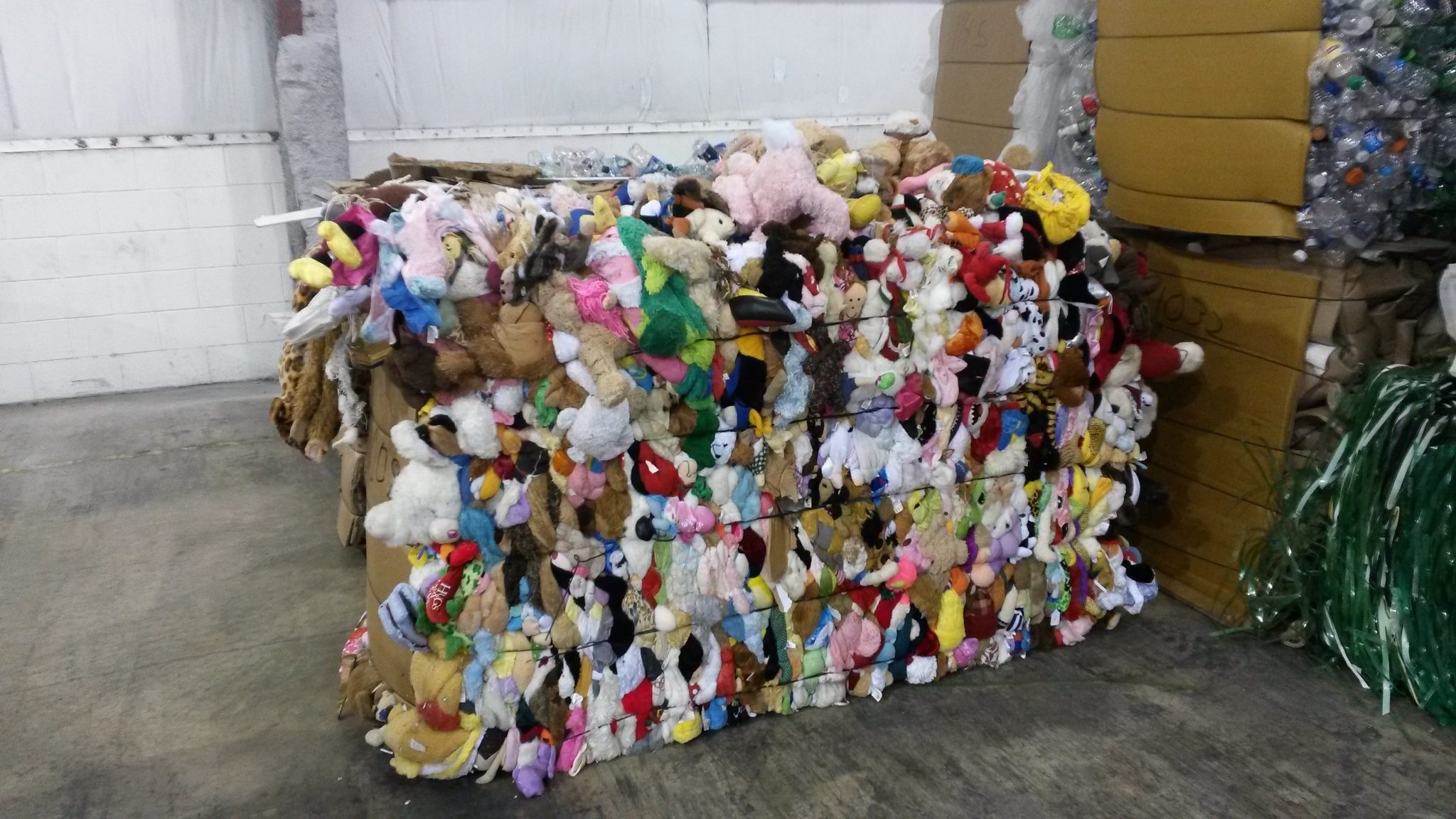 Wholesale Used Soft Toys | Bank & Vogue
